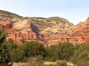 Sedona's Fay Canyon Hiking Trail: Easy stroll thru scenic red rock canyon
